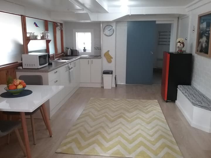 Natali's Accommodation - Hobart