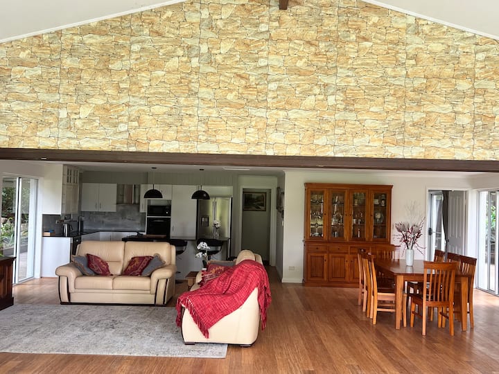 Cottage In Picturesque Setting - Samford Valley