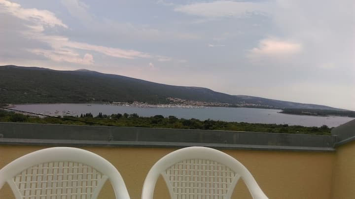 Apartment With Beautiful View - Krk Island
