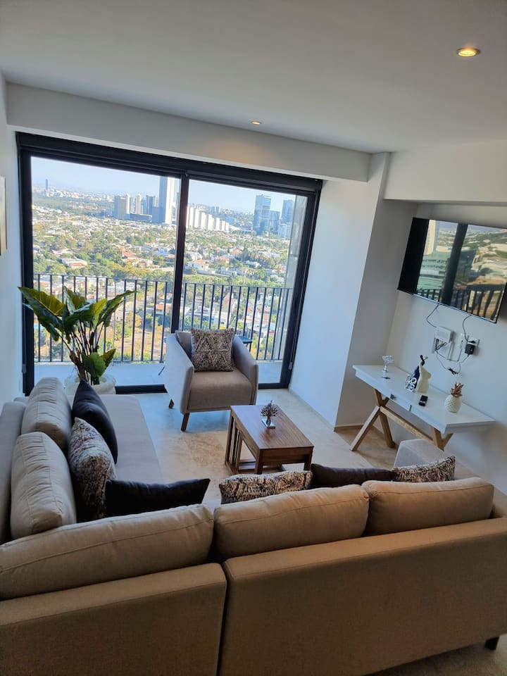 Hermoso Apartamento Por Andares Con A/c - Zapopan