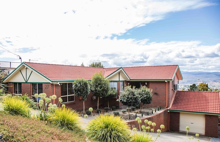 Quality Home, Amazing Views. Free Wifi & Netflix. - Riverside