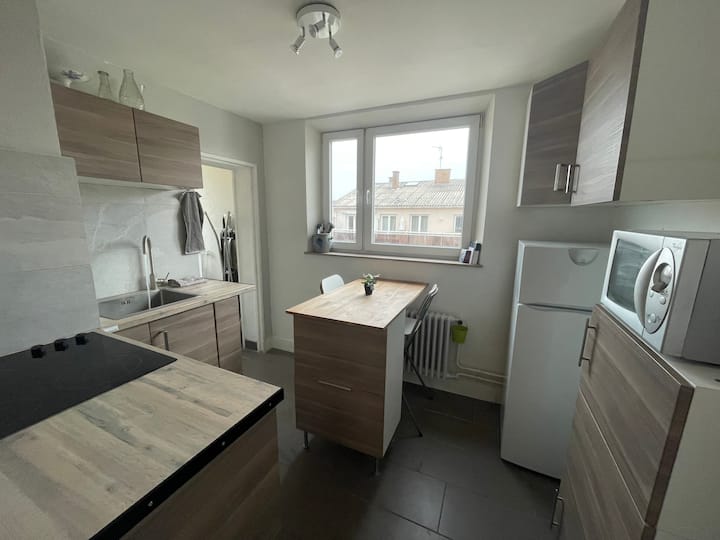 #6 : 2 Pièces Dernier éTage Très Calme 40m2 - 