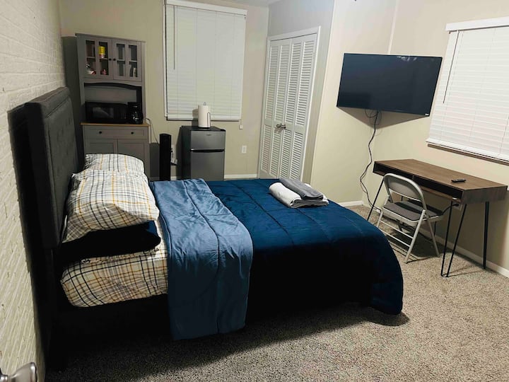 Visitor’s Room - Fayetteville, NC
