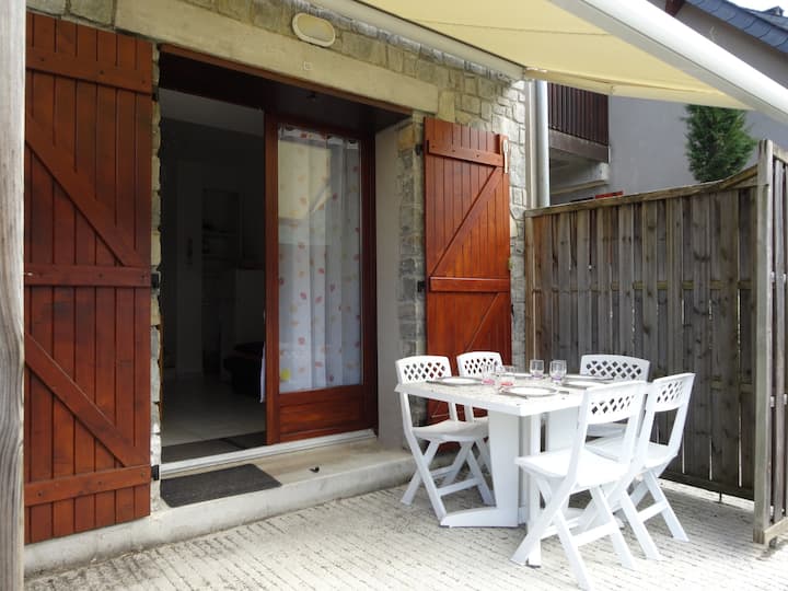 Loudenvielle. Large T2 Cabin 4/6 Pers. Comfortable, Terrace With A Blind - Loudenvielle