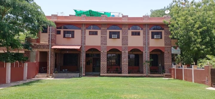 Exclusive Full Floor For A Group - Jodhpur