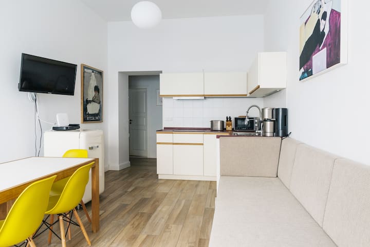 A Design Gem In The Heart Of Mitte-moabit - Berlin