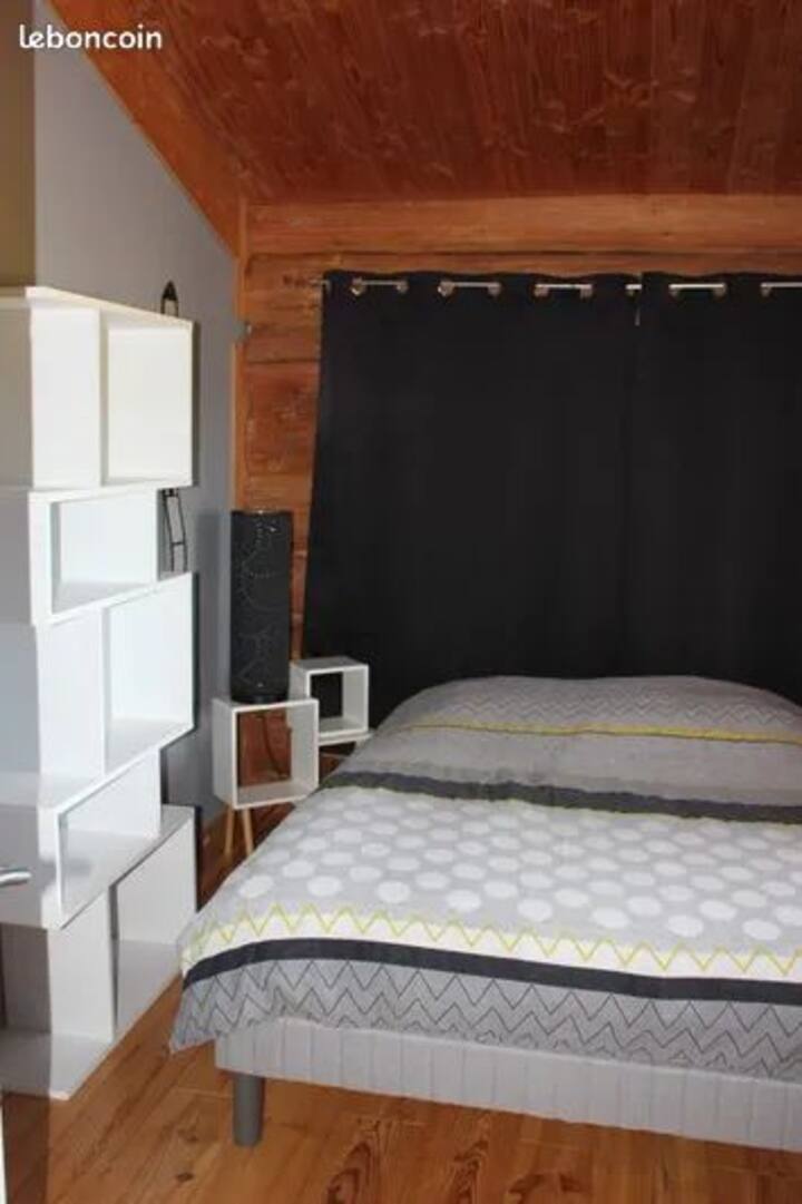 Chambre Privée Dans " Maison En Rondins Parthenay" - Parthenay