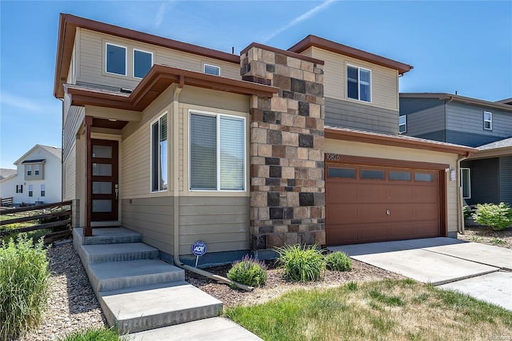 Close To Airport 3 Bedroom Home Good For A Family! - Brighton, CO