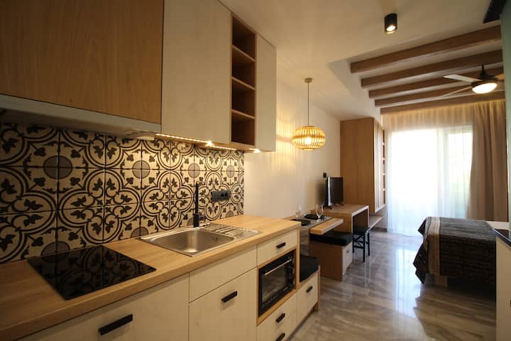 Theros Boho Edition Apartment - Greece