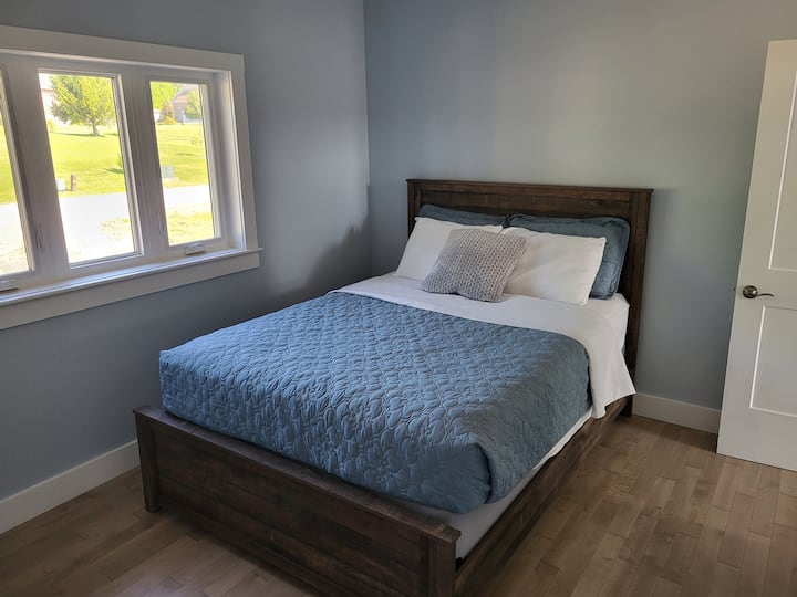 Quarto Gananoque #1 - Gananoque