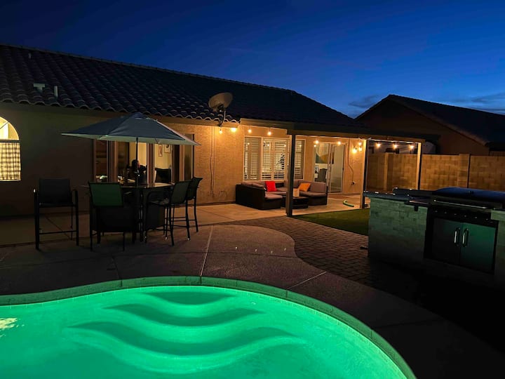 Spacious Home Away From Home *Heated Pool*- E Mesa - Mesa, AZ