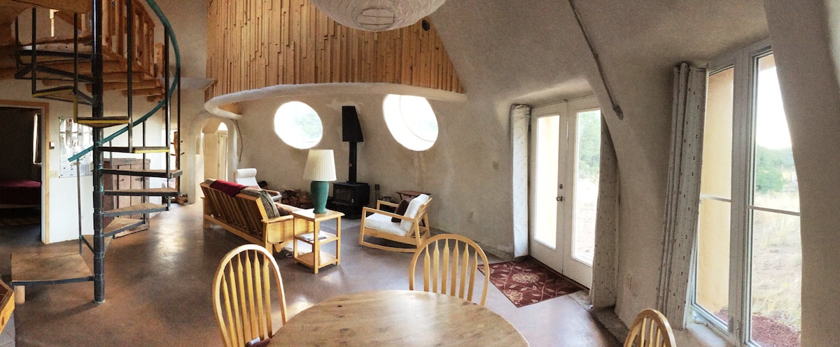 Delightful Dome | A Cozy Getaway - Dome houses for Rent in Crestone ...