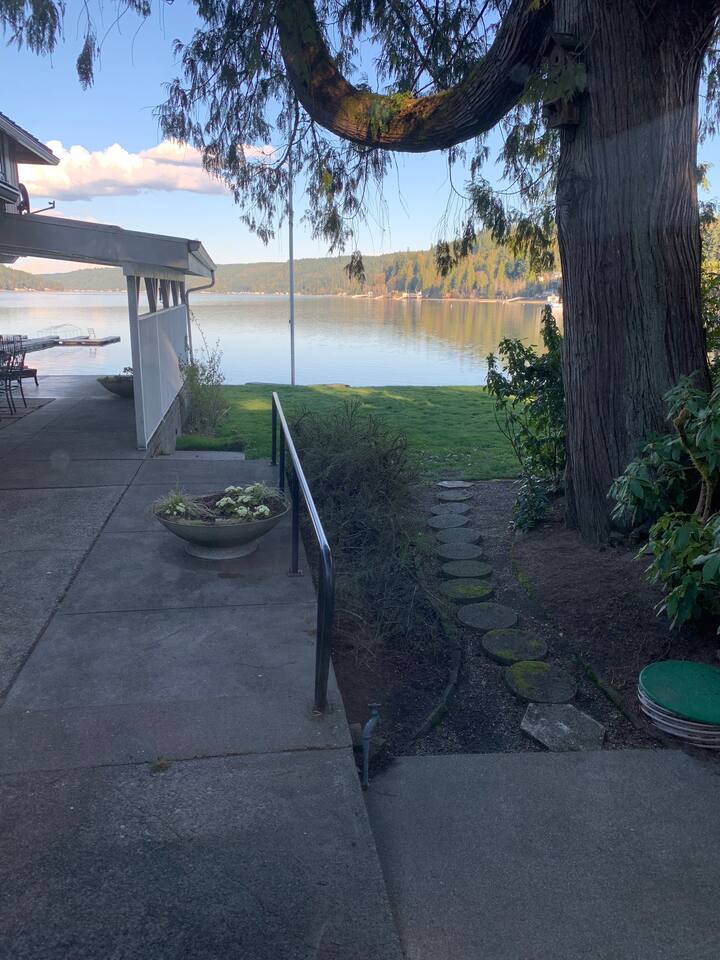 The Schafer Lodge At 
Alderbrook - Potlatch State Park, Shelton