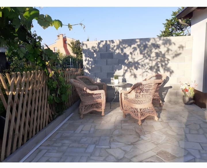 Villa Bazilika - Studio Apartment Up - Izola