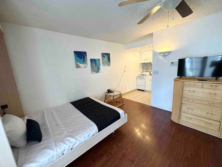 47 - Studio Suite (Ada Compliant Bathroom) - Palm Springs