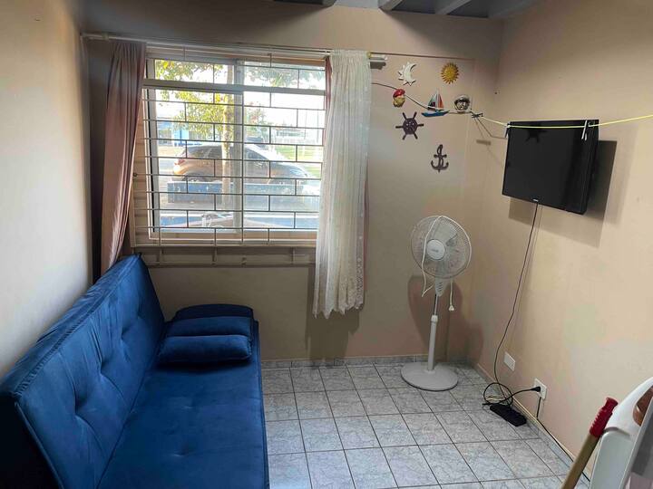 Apartamento Com Piscina Em Condomínio - Matinhos