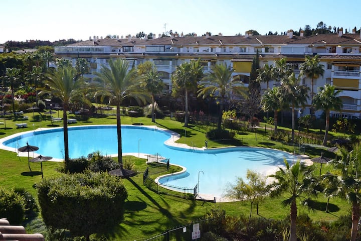 Stylish Apartement With Pool In Marbella (P.banus) - Marbella