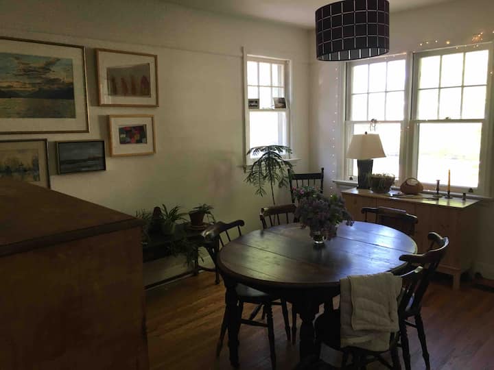 Cozy Getaway In Mindful Home - Kingston, Ontàrio, Canadà