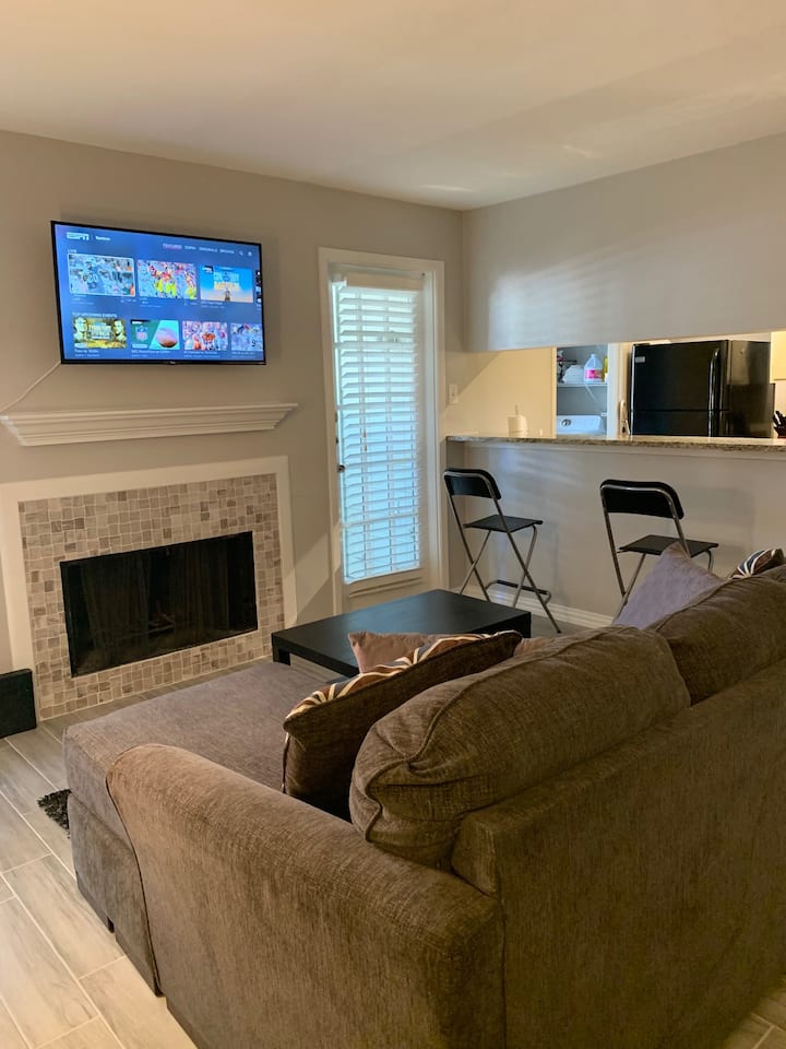 Comfortable Condo For Extended Stays - Dallas, TX