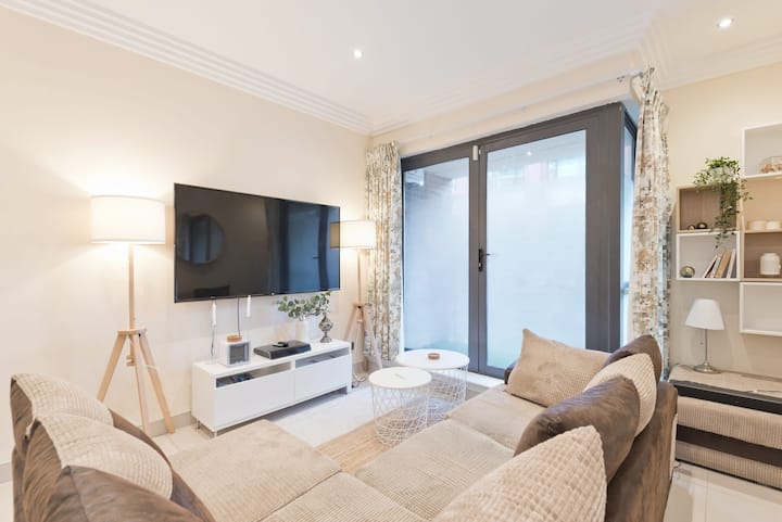 Captivating 2-bed Apartment In Dublin 1 - Dublin