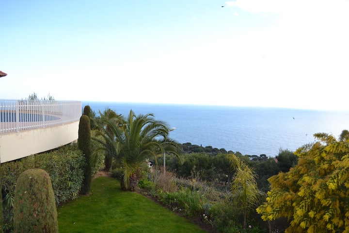 Appartement Calme Et Aux Portes De Monaco - Monaco