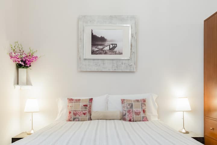 Spacious & Chic By The Vatican - Rooma