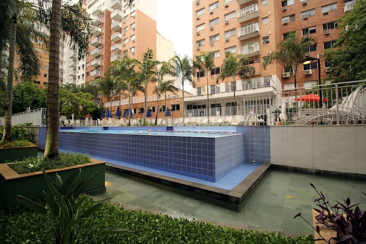 Cores Da Lapa: Apê 2br Família Com Serviços - Rio de Janeiro