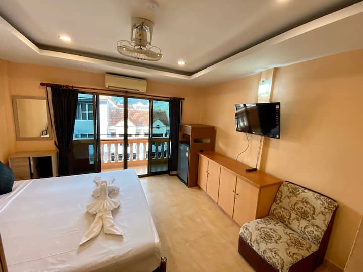 Cozy Guesthouse In The Heart Of Patong Beach - Patong Beach