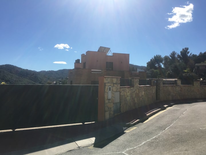 Casa Ideal Para Familias A 20' De Barcelona - Corbera de Llobregat