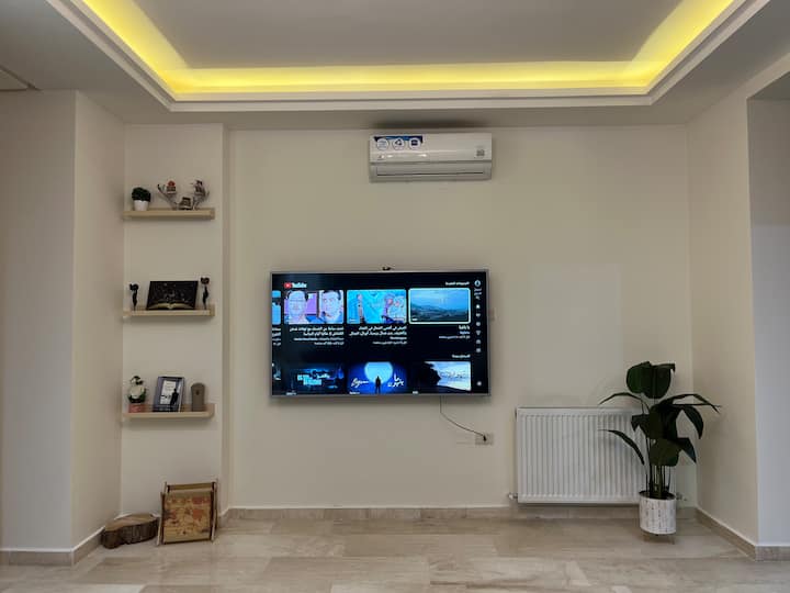 Cozy, Modern 2 Br Apt. (Best In Town) - Amman