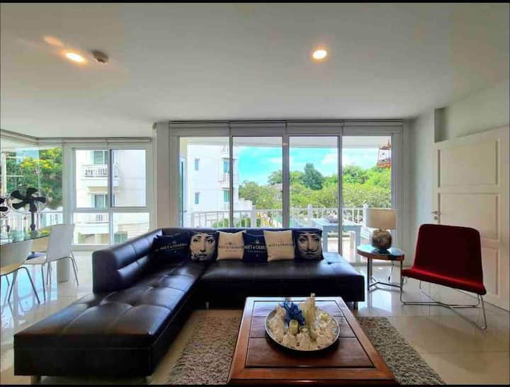 Luxury Beachfront Condo Hua Hin Beach Access 121 - Hua Hin