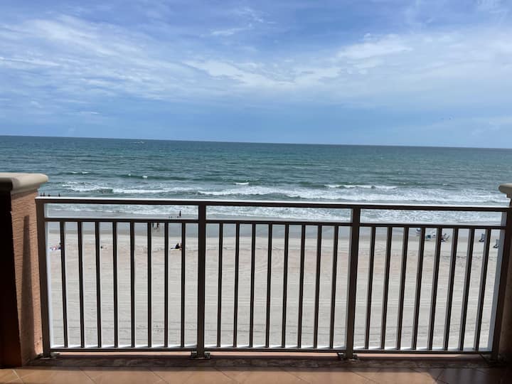Amazing Oceanfront Condo 3 Bedroom 3 Bath Sleeps 6 - Daytona Beach, FL