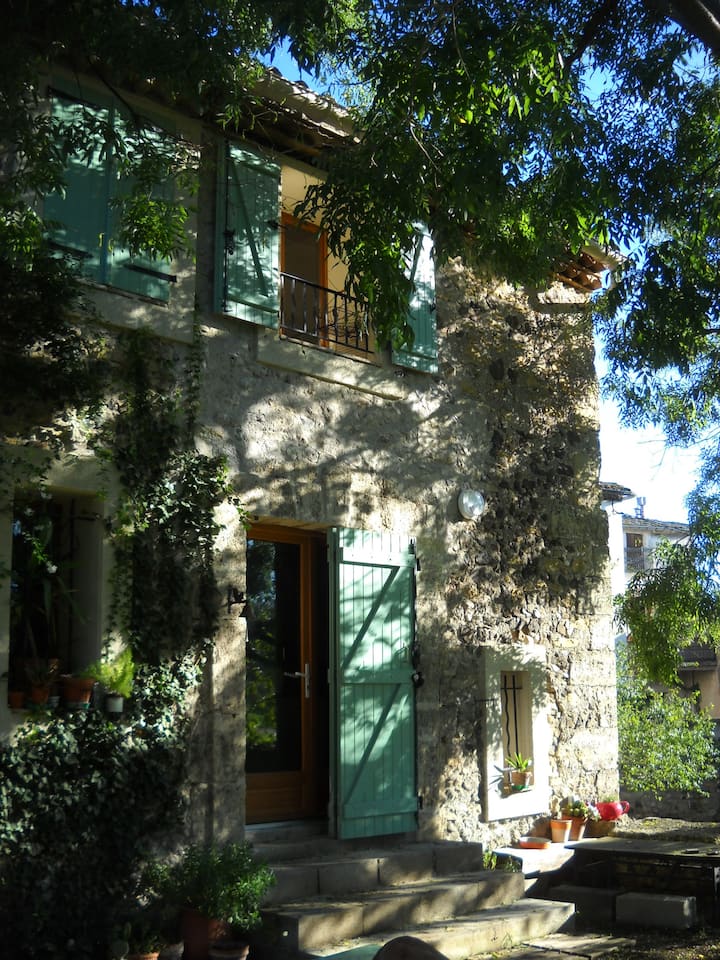 Une Maison Pour Toute La Famille - Pézenas