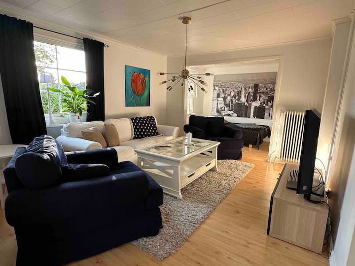 Hunnebostrand Gårdsmiljö Nära Havet - Hunnebostrand
