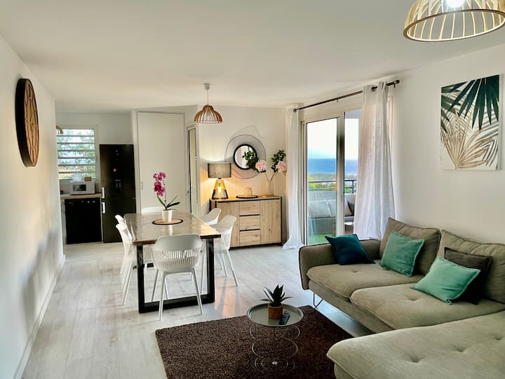 Max Appart 4* T3 En Résidence -St Gilles Les Bains - Saint-Gilles les Bains