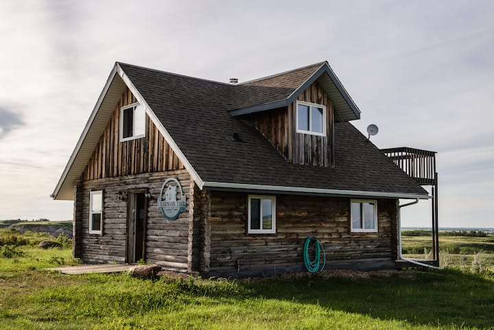 Cotc: Log Cabin Glamping - Alberta