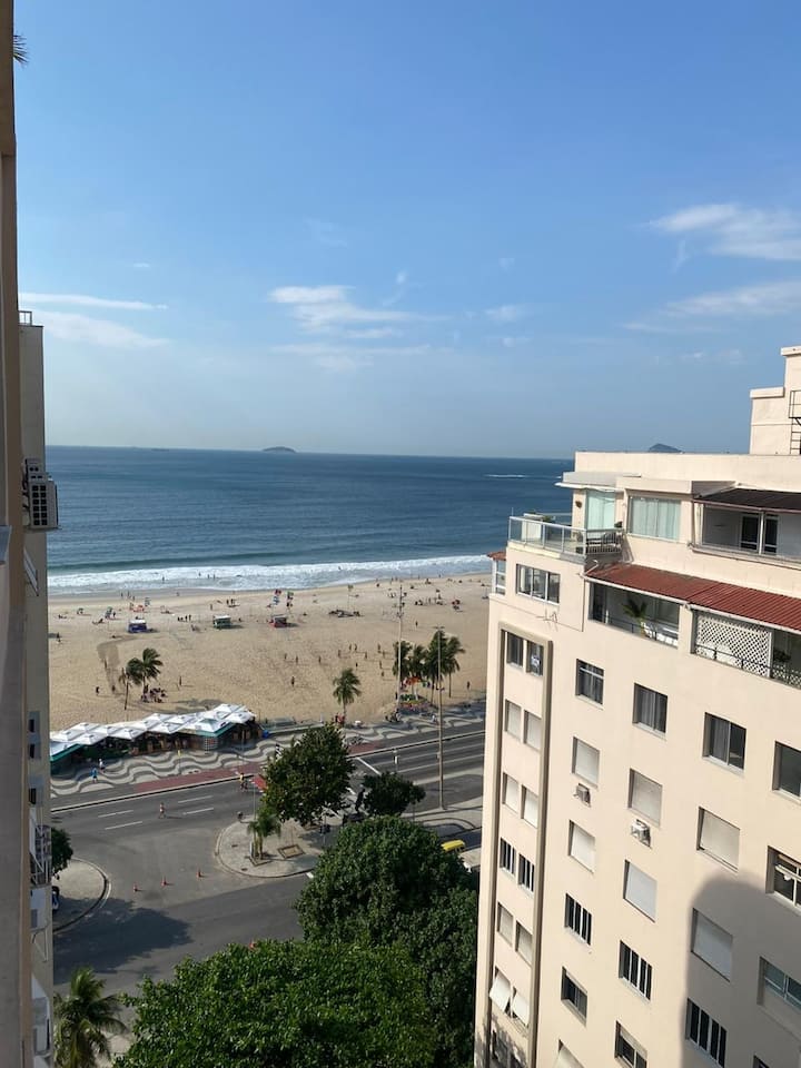 Linda Vista De Copacabana E Cristo Redentor. - Brasilien