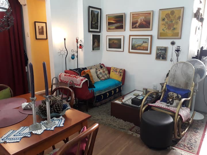 Quarto Com óTima Localização Em Copacabana. - Ipanema