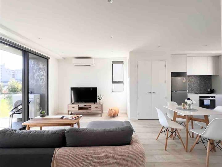 New Cbd Bright&warm Home Free Parking - Christchurch