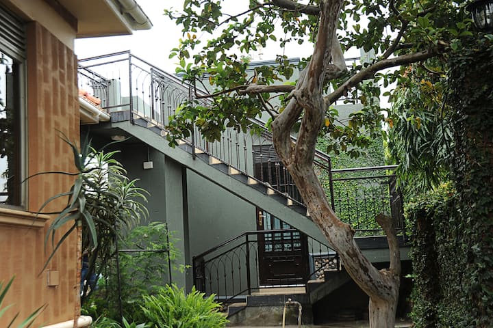 Munyonyo, Makindye Division : locations de vacances et logements ...