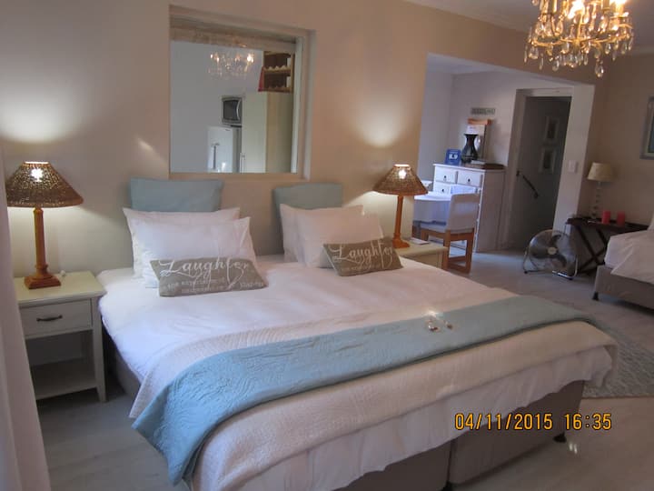 Sunny Family Self Catering Cottage - Plettenberg Bay