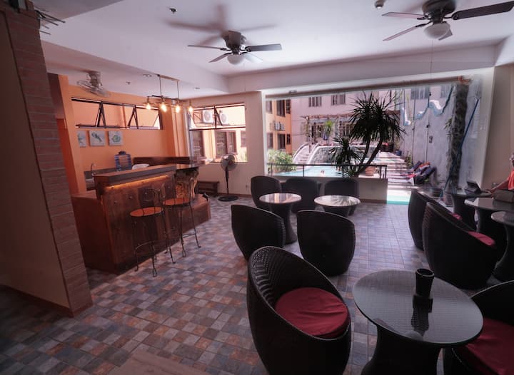 Apartment In A Hidden Oasis - Metro Manila