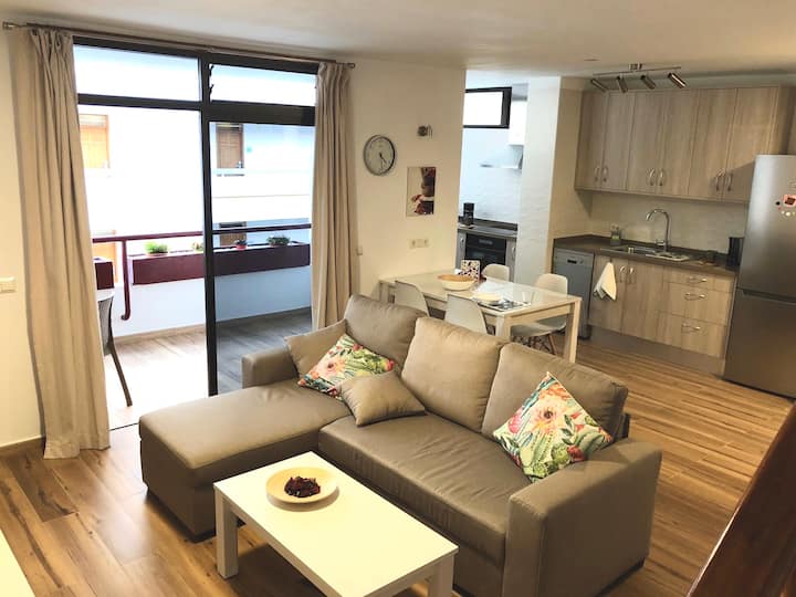 Roomy, Bright & Cozy Duplex-apartment (Milanuel) - Los Cristianos
