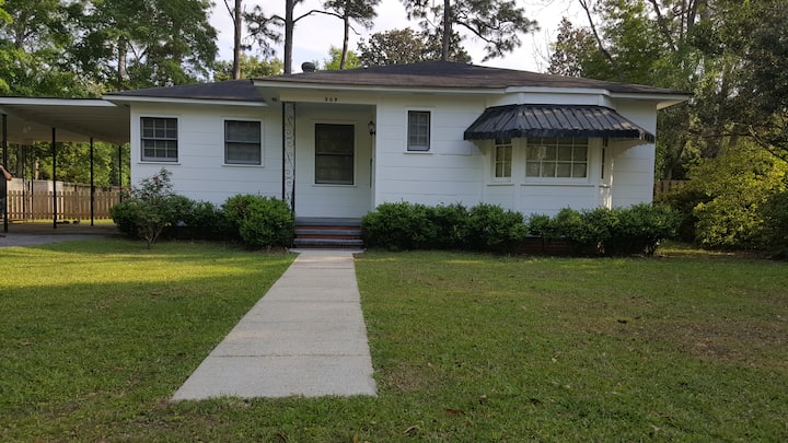 Foley Vacation Rentals | Airbnb