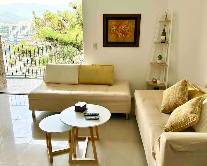 Apartamento Cerca C.c. San Diego - Medellín