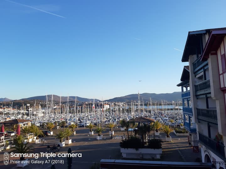 Vue Sur Le Port/montagnes, Plage à 20m + Parking - Irun