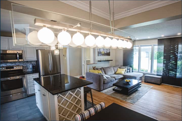 The Upper Ten - Ottawa