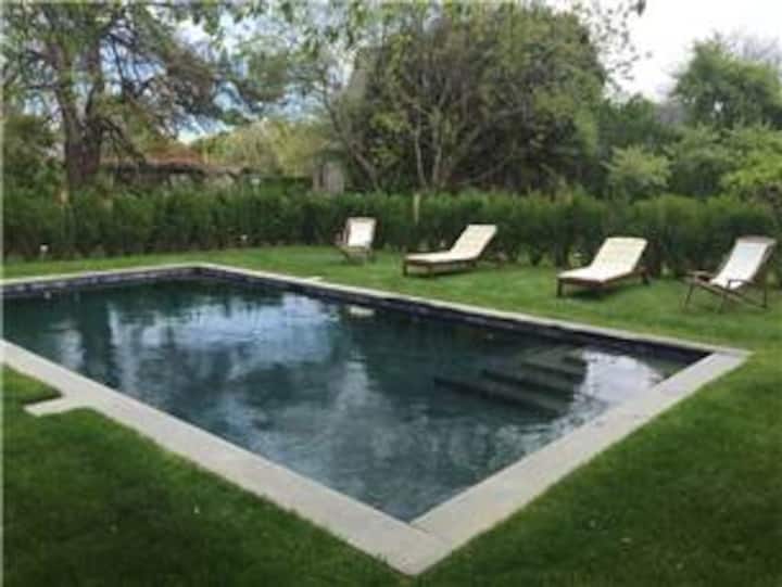 Harbor Top Cottage Private Pool+ Yard 132838 - Nantucket, MA