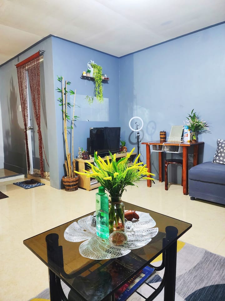Homesweetyhome Staycation - Cainta