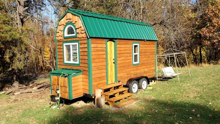 Tiny House At Tiny Hidden Ridge - Harpers Ferry, WV